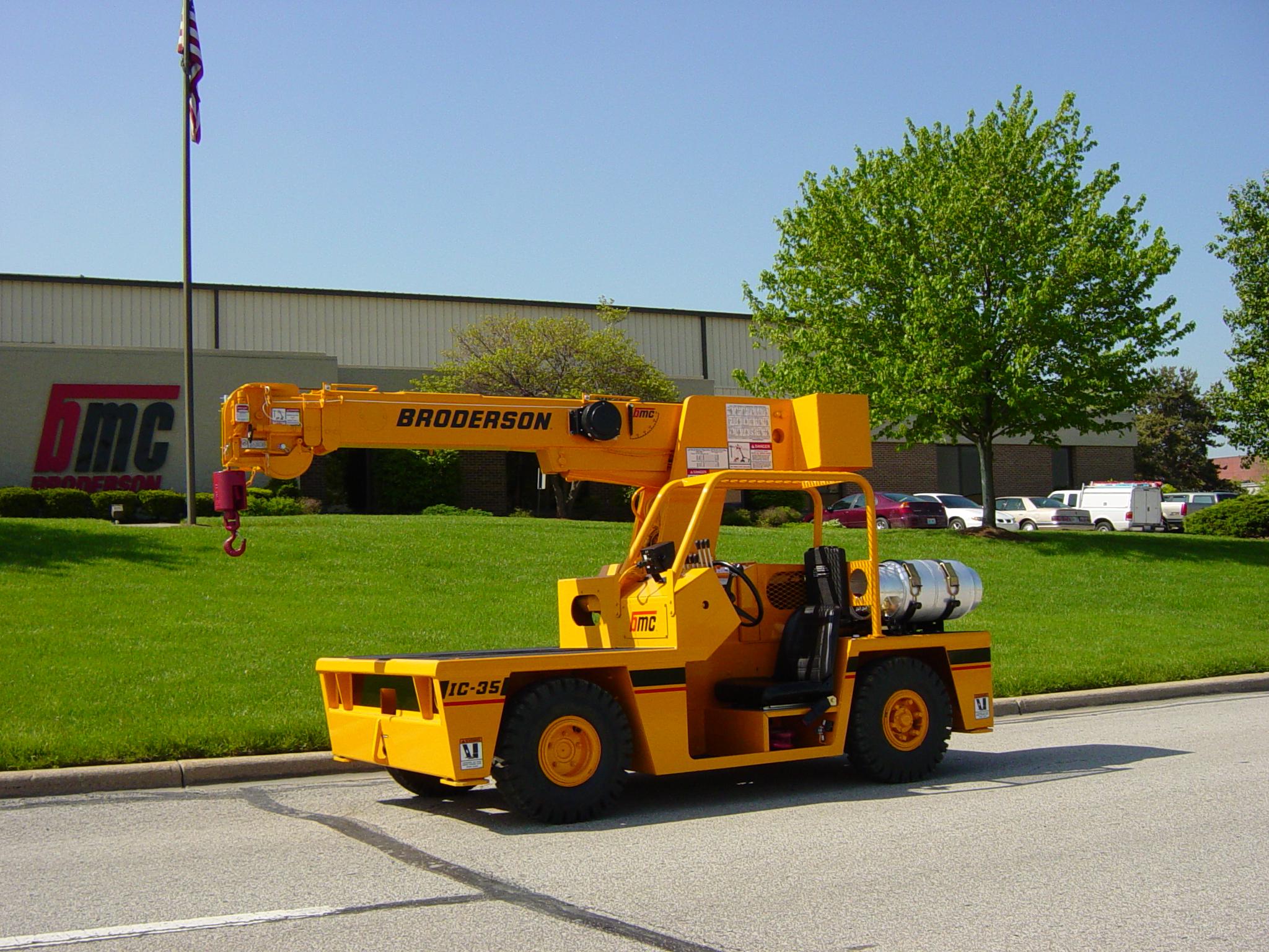 Broderson IC-35 Mobile Crane | AllMachines