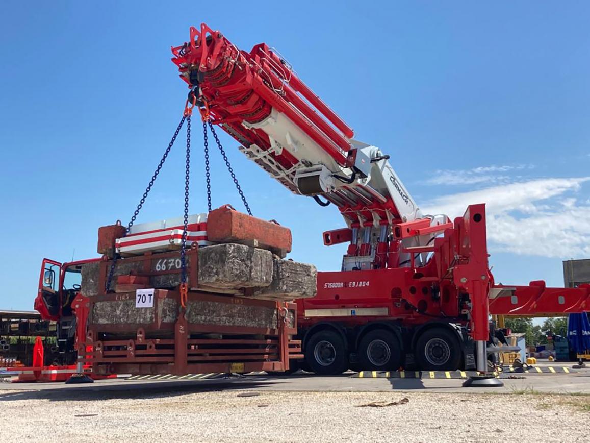 Cormach Serie 575000AXO E E5 Mobile Crane | AllMachines