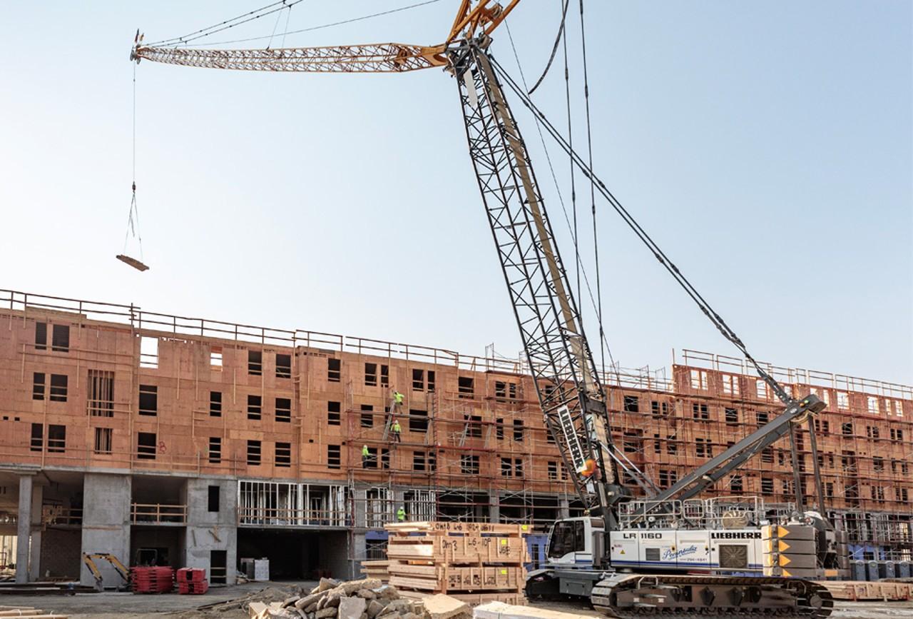 Liebherr LR 1500 Mobile Crane | AllMachines