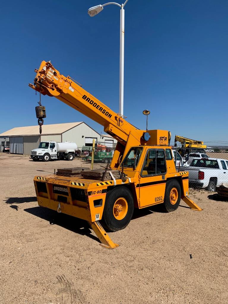 Broderson IC-80 Mobile Crane | AllMachines