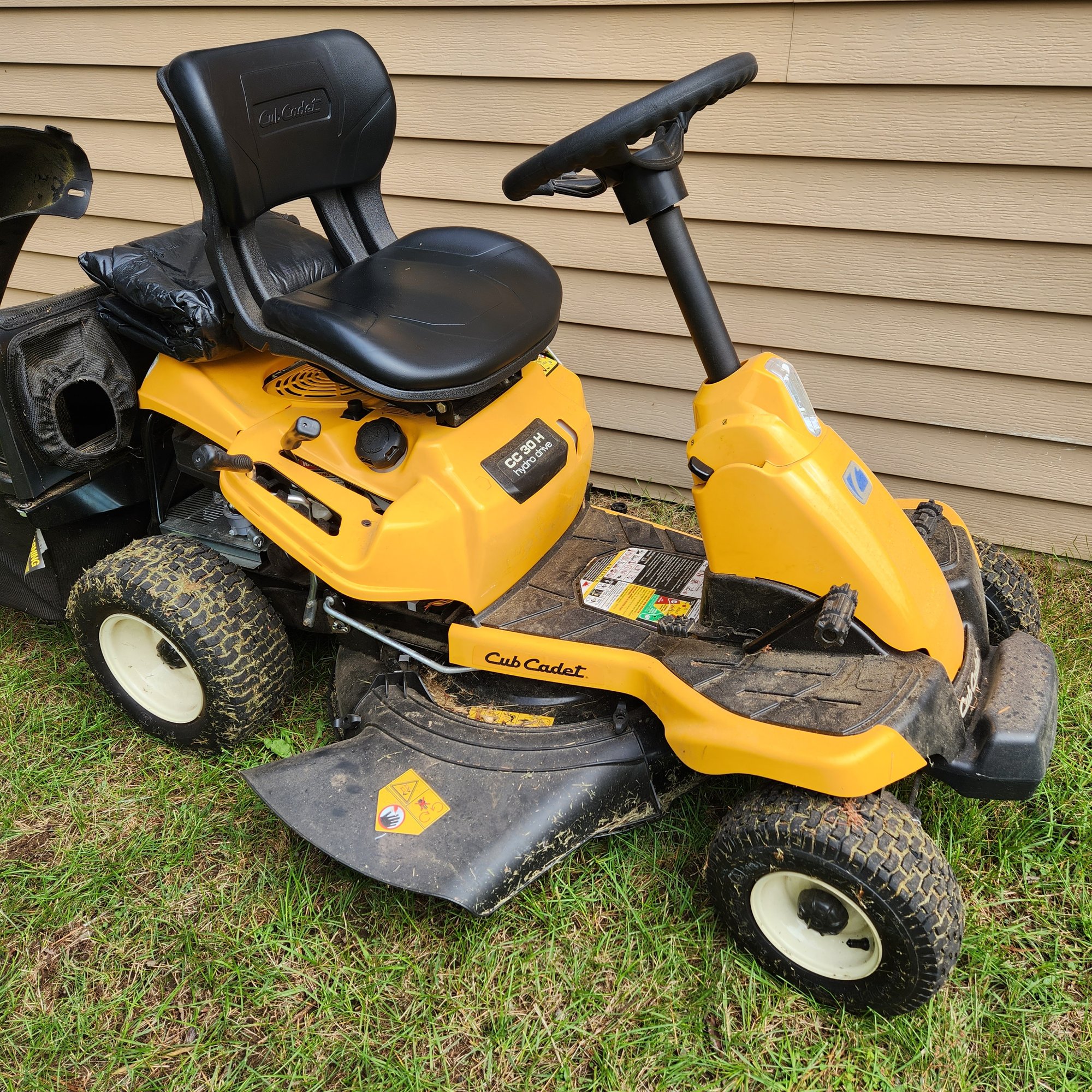 Cub Cadet CC30H Mower | AllMachines