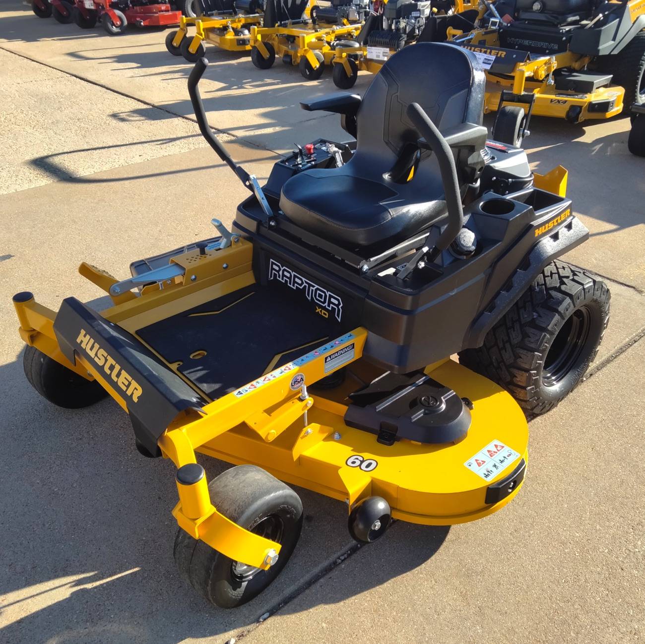 Hustler Raptor XD - 60-in Deck Mower | AllMachines