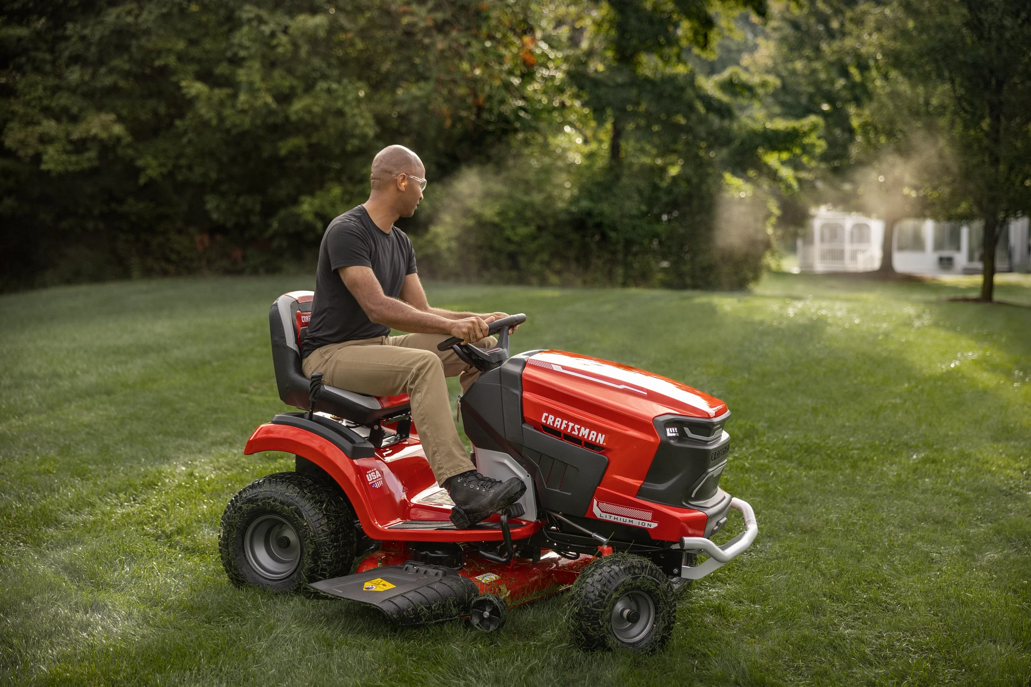 Craftsman 54-in Hydrostatic TURN TIGHT Riding Mower (T310)